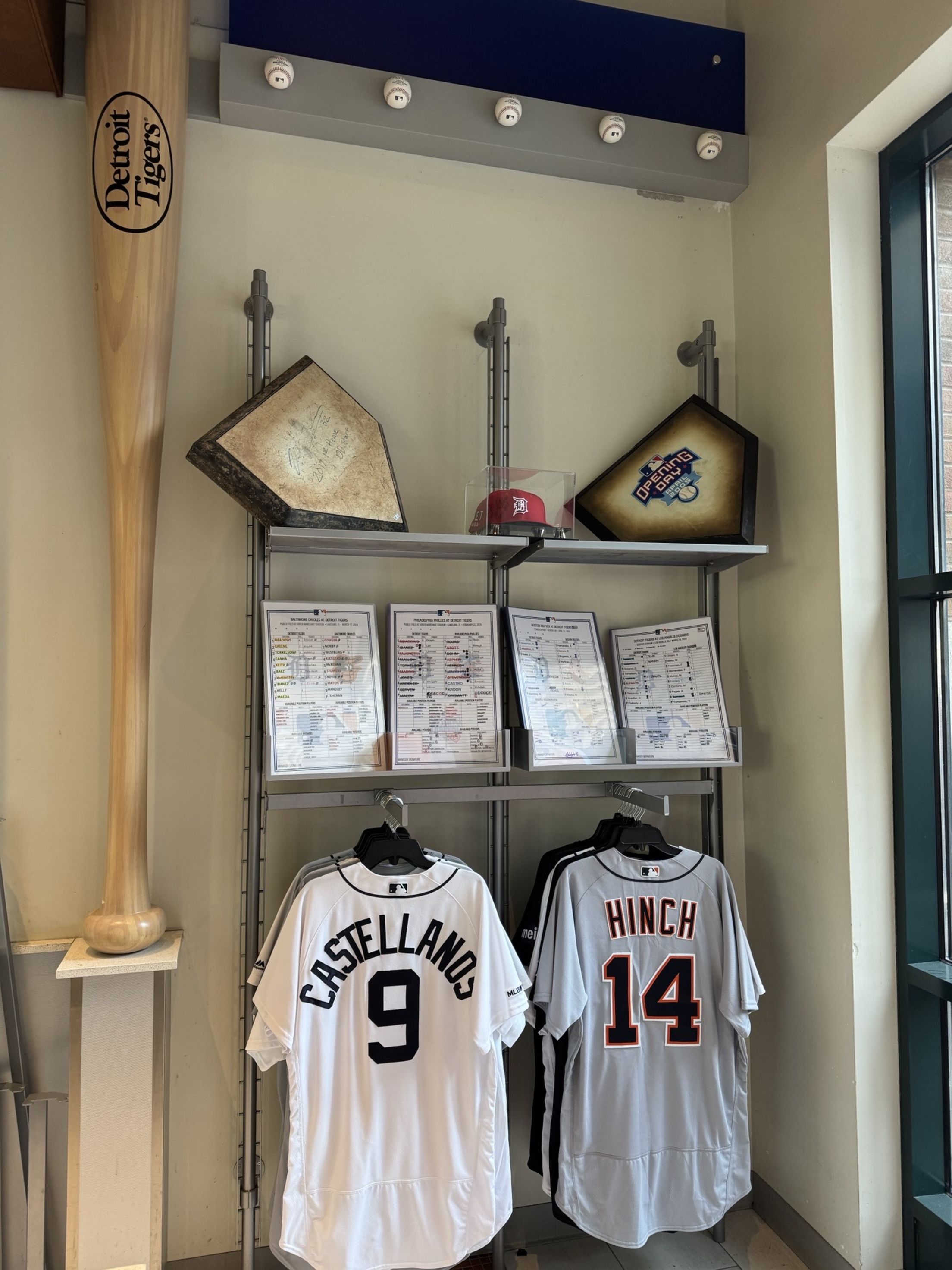 Detroit Tigers Authentics | MLB Authentication | MLB.com