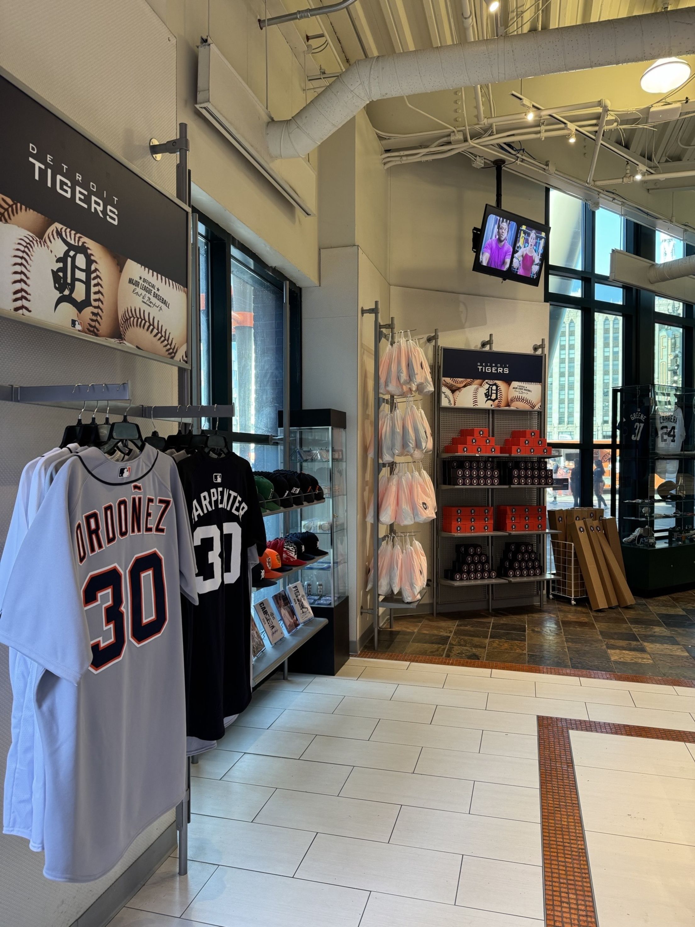 Detroit Tigers Authentics | MLB Authentication | MLB.com