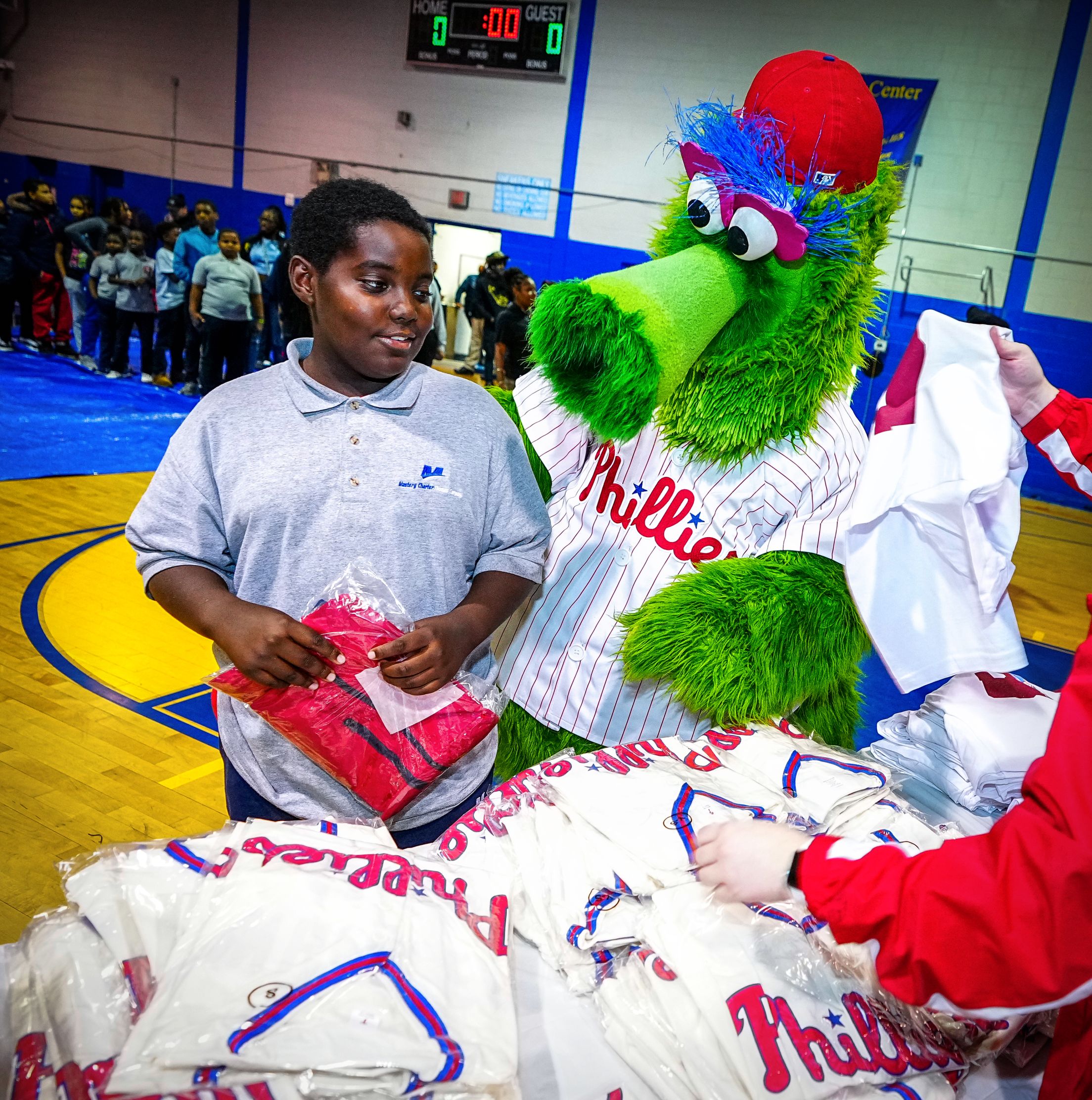 Ford PAL Center Gets Treated to Phillies Holiday Party | Philadelphia ...