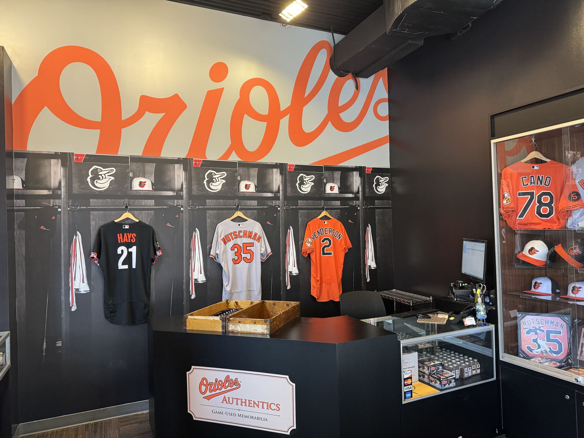 Baltimore Orioles Authentics | MLB Authentication | MLB.com