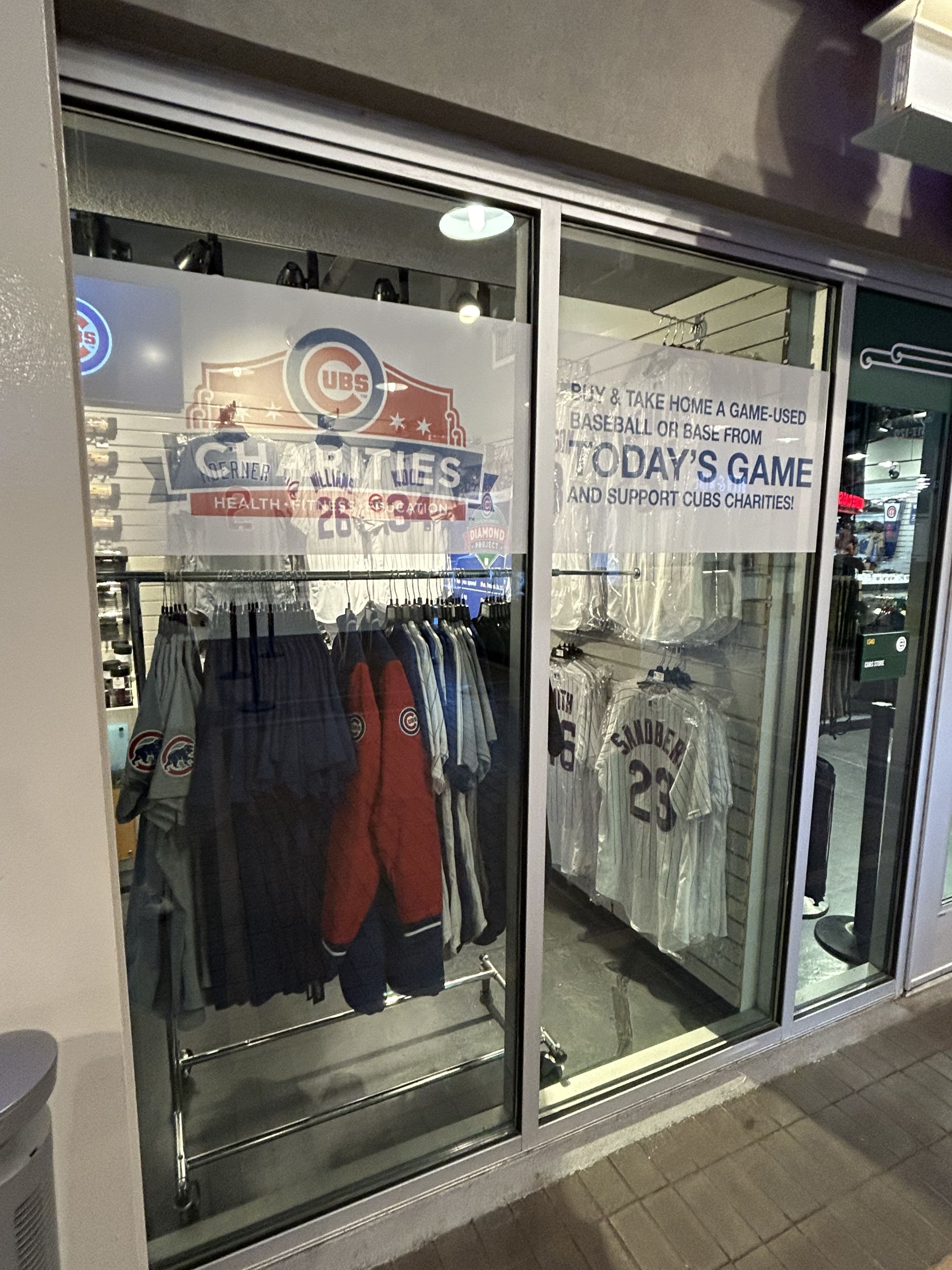 Chicago Cubs Authentics | MLB Authentication | MLB.com