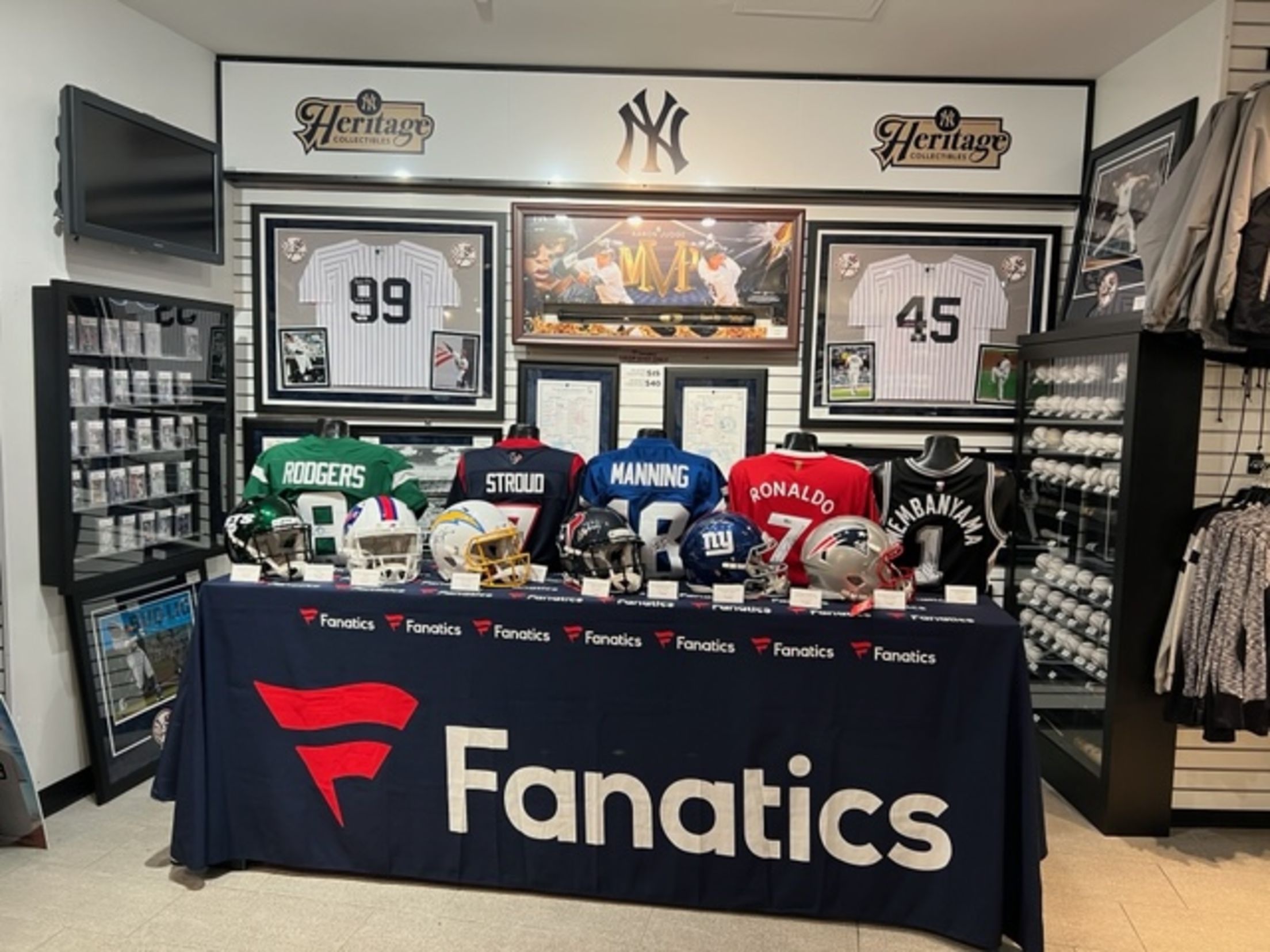 New York Yankees Authentics | MLB Authentication | MLB.com