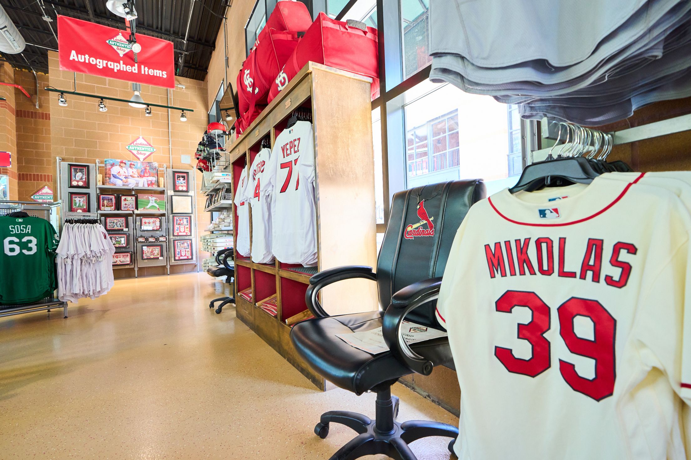 St. Louis Cardinals Authentics | MLB Authentication | MLB.com