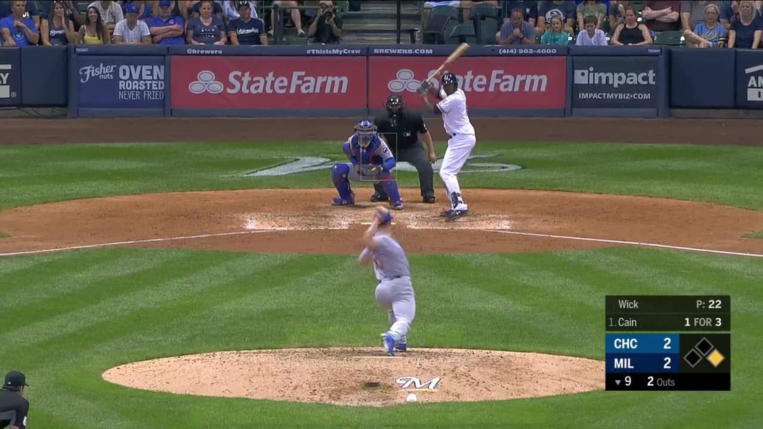 Rowan Wick Ball to Lorenzo Cain | 07/27/2019 | Milwaukee Brewers