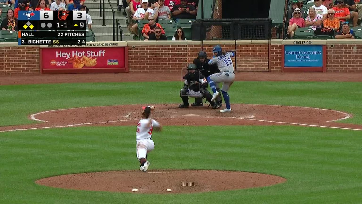 DL Hall slider | 11/17/2022 | MLB.com