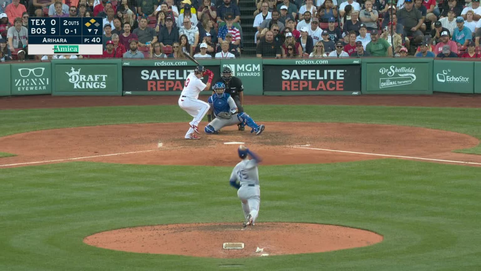 Reese McGuire grounds out to first baseman Nathaniel Lowe. | 09/03/2022 ...