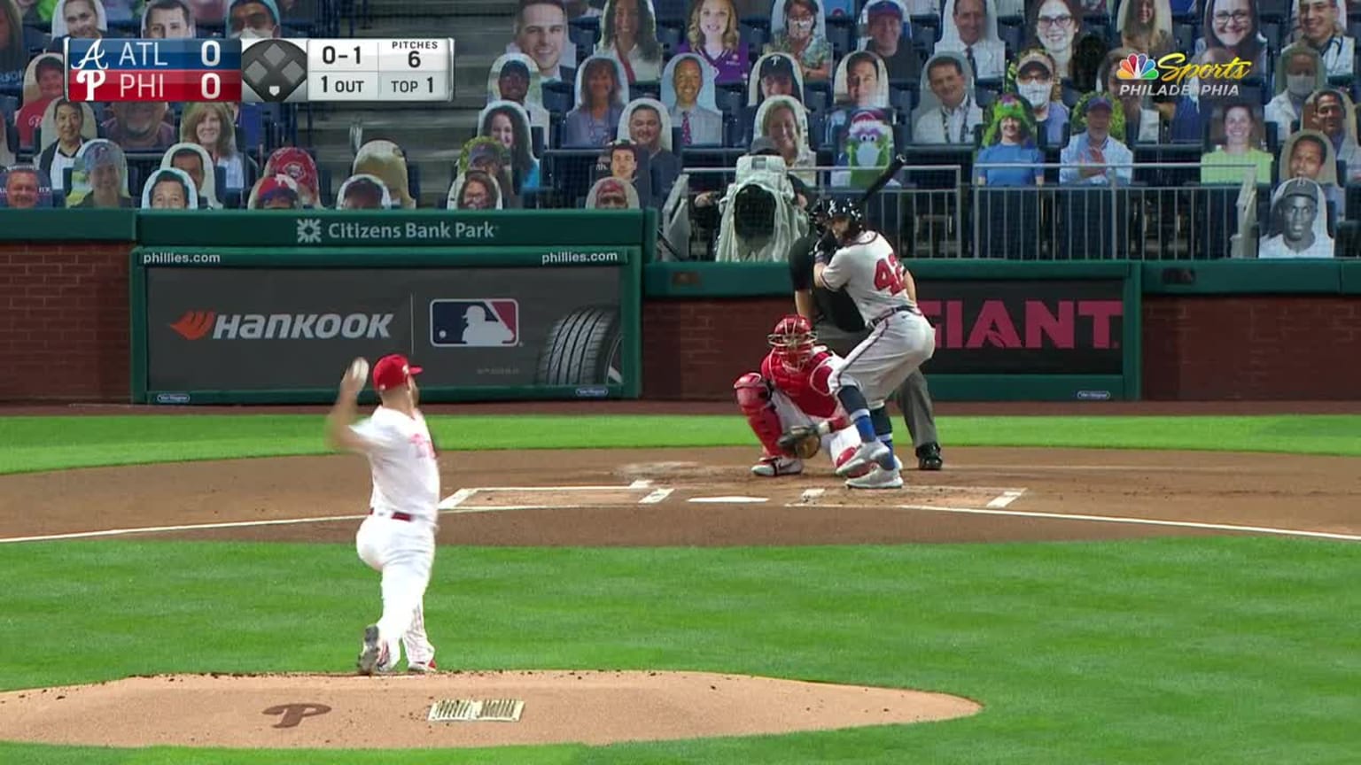 Dansby Swanson reaches on a fielding error by shortstop Didi Gregorius ...