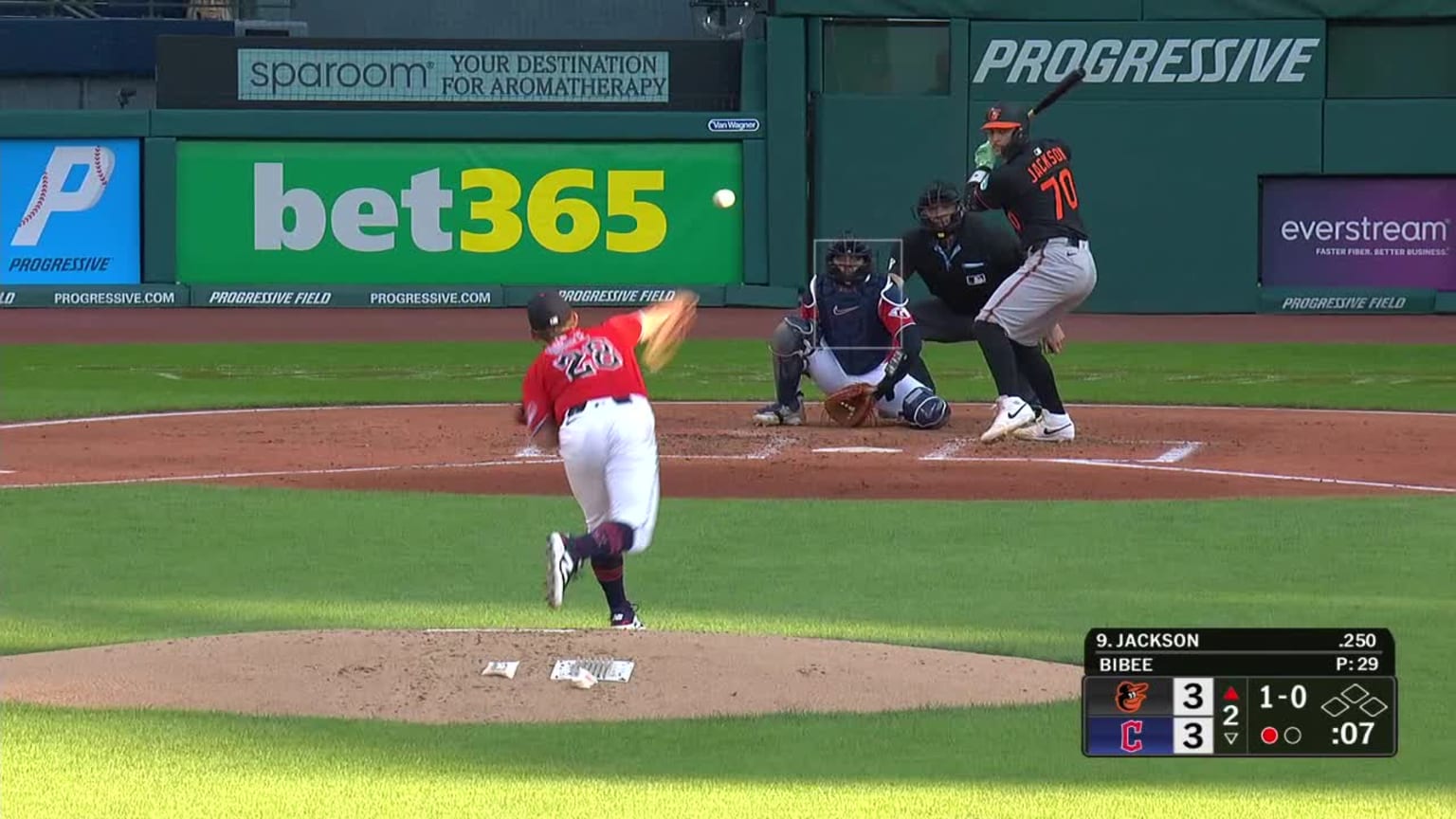 Alex Jackson lines out to left fielder Steven Kwan. | 07/21/2025 | MLB.com