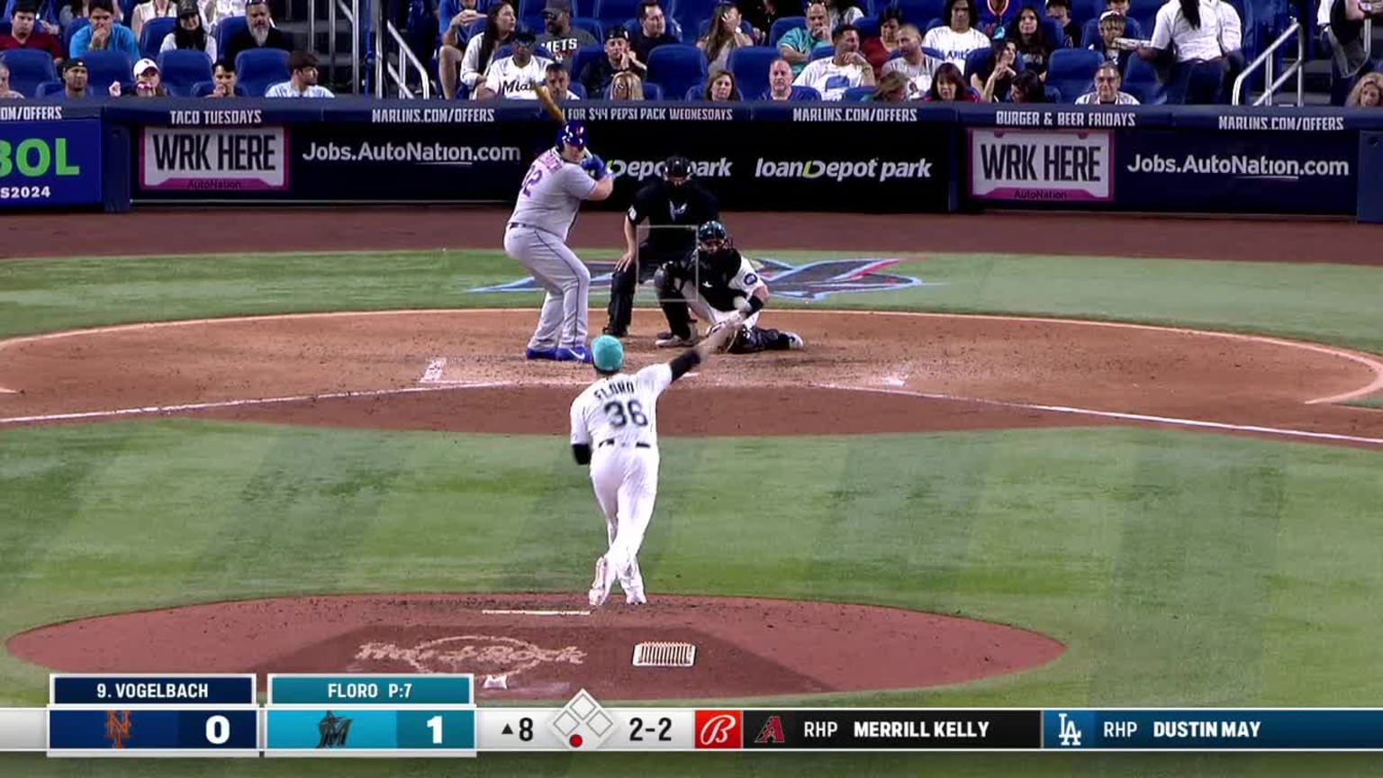 Daniel Vogelbach doubles (1) on a fly ball to right fielder Jorge Soler ...