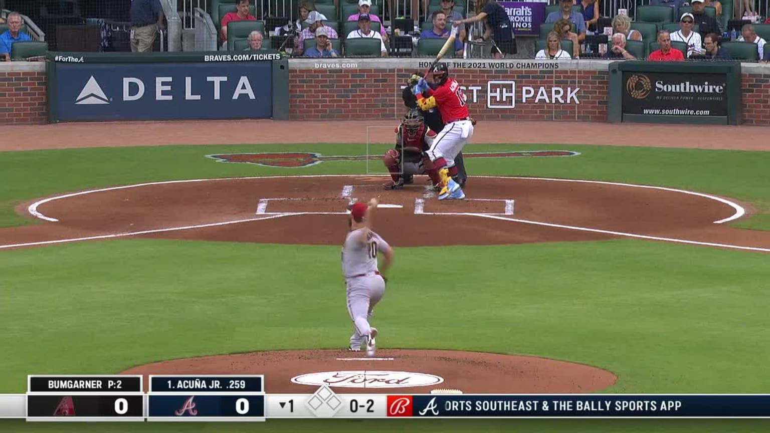 Madison Bumgarner Ball to Ronald Acuna Jr. | 07/29/2022 | MLB.com