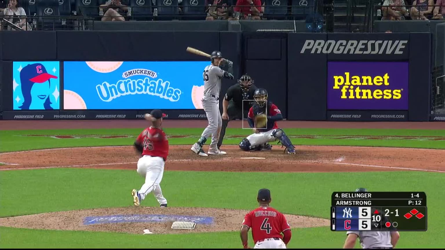Shawn Armstrong Foul Tip to Cody Bellinger | 06/08/2026 | MLB.com