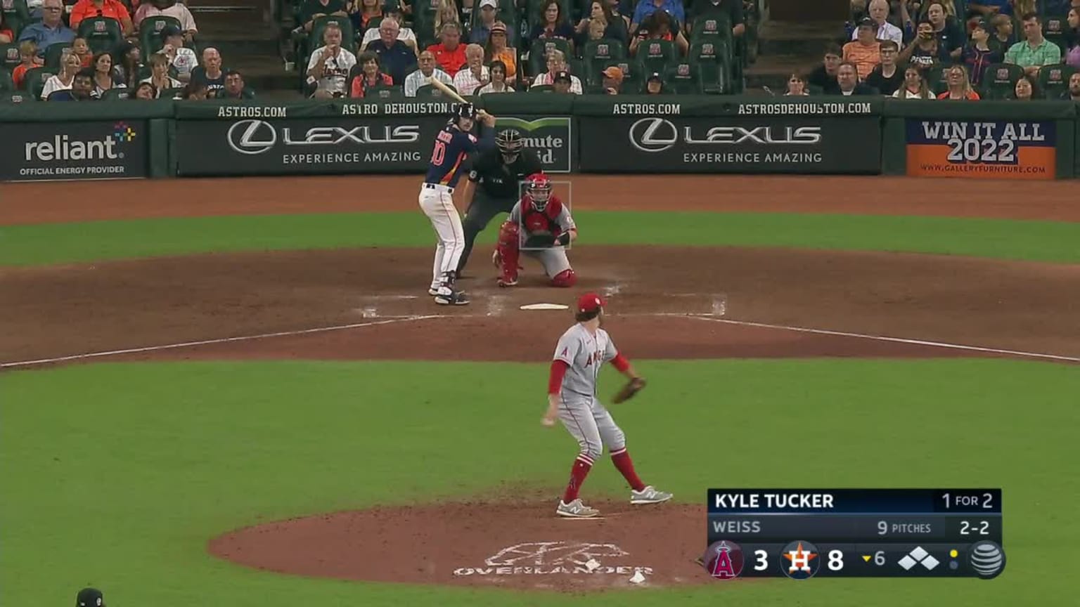 Zack Weiss Foul to Kyle Tucker | 09/11/2022 | MLB.com