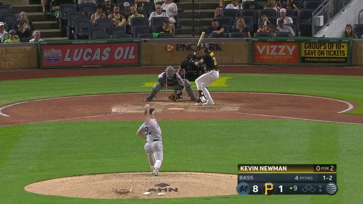 Kevin Newman called out on strikes. | 07/22/2022 | MLB.com