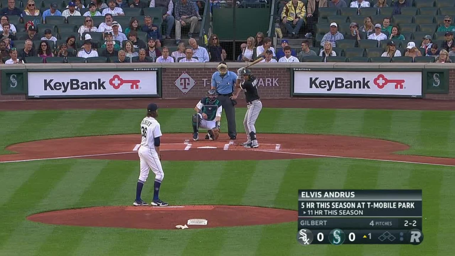 Elvis Andrus lines out to first baseman Ty France. | 09/06/2022 | Miami Marlins