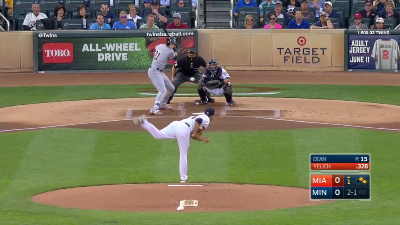 Pat Dean Swinging Strike to Christian Yelich | 06/07/2016 | Minnesota Twins