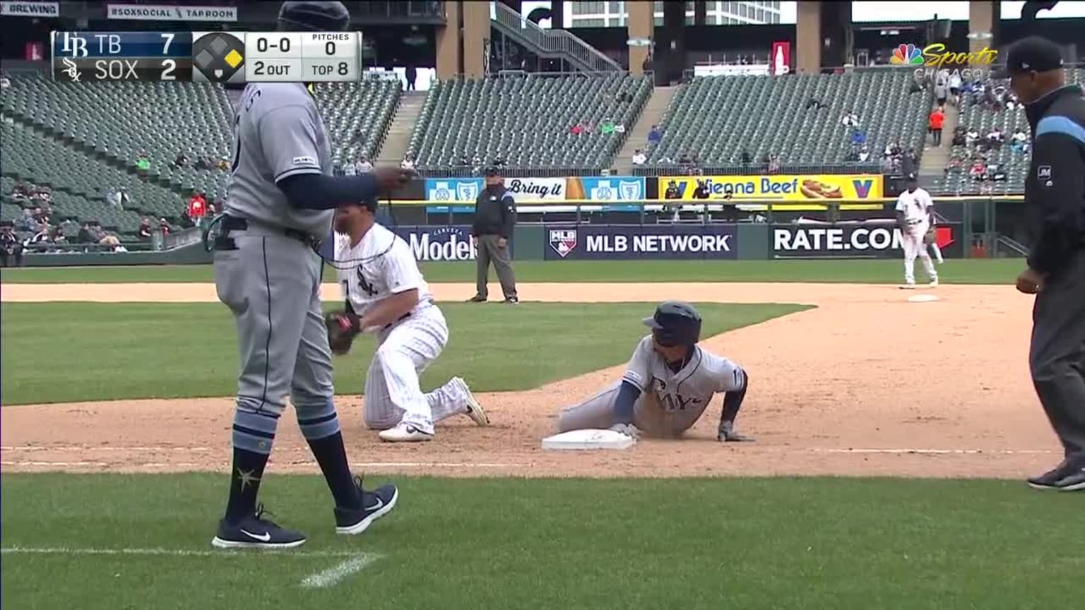 Pickoff Attempt 1B | 04/09/2019 | MLB.com