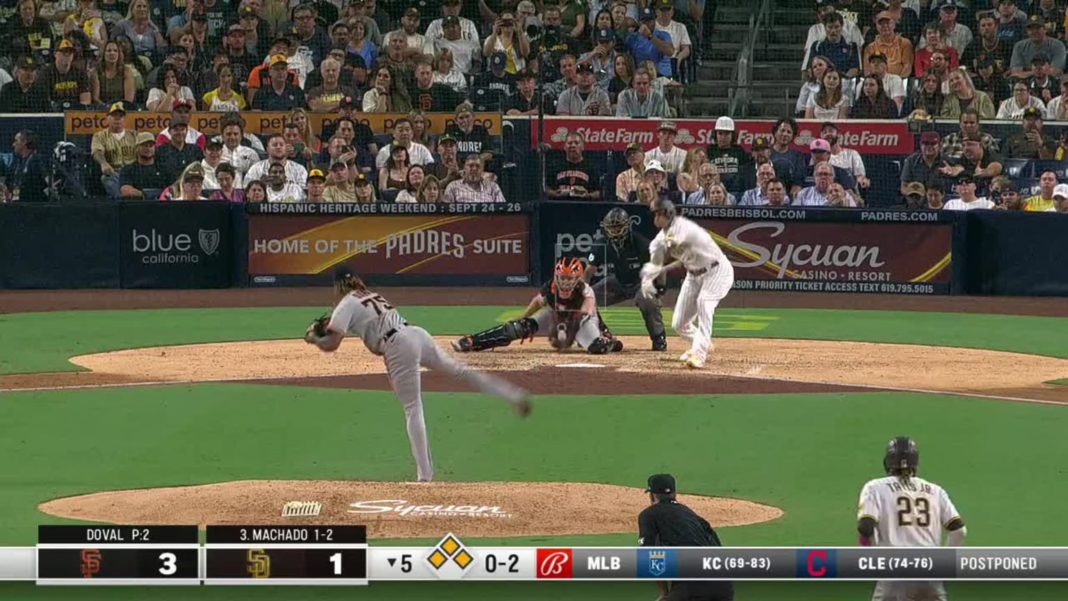 Manny Machado strikes out swinging. | 09/22/2021 | MLB.com
