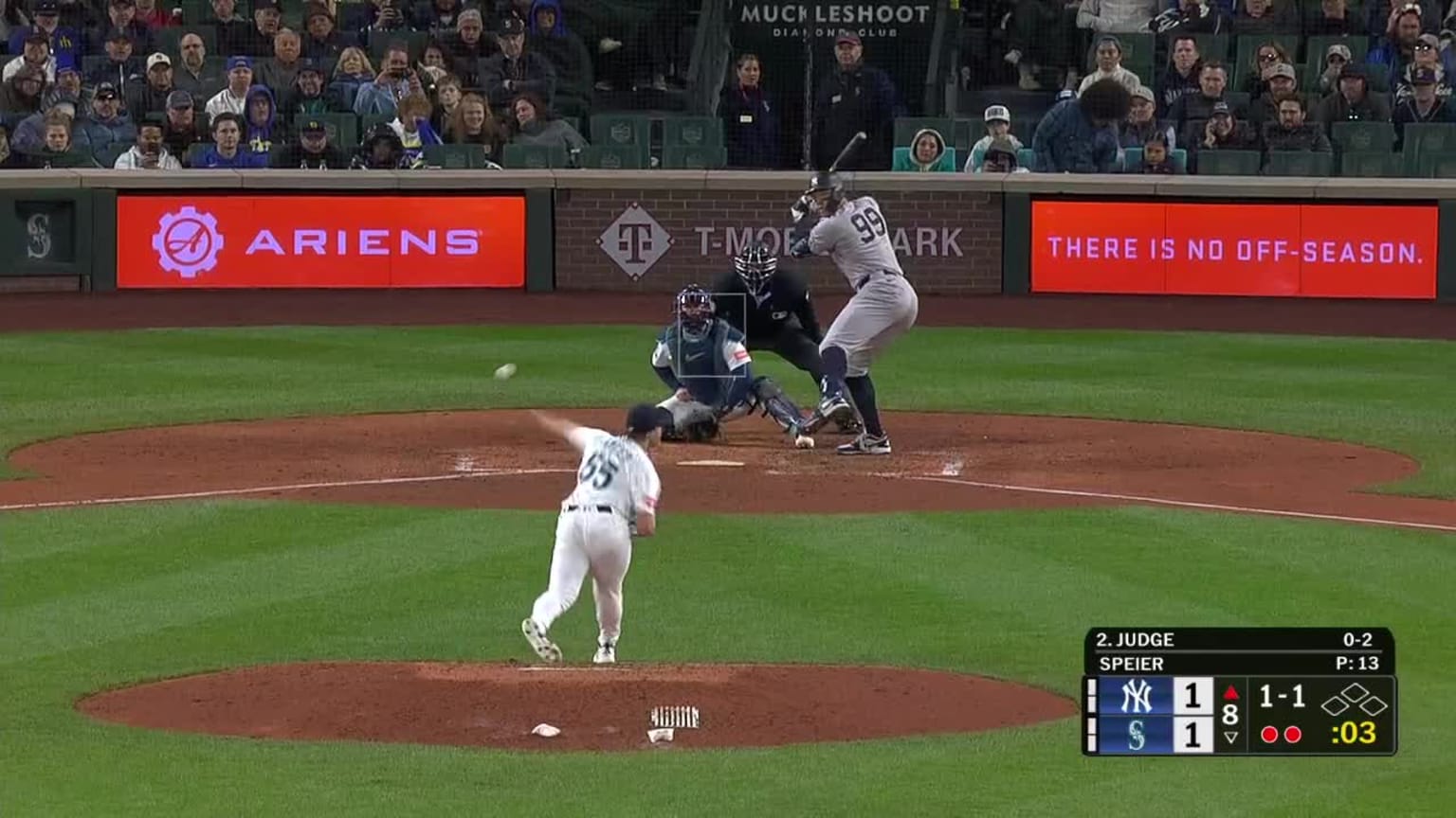 Aaron Judge singles on a ground ball to right fielder Victor Robles ...