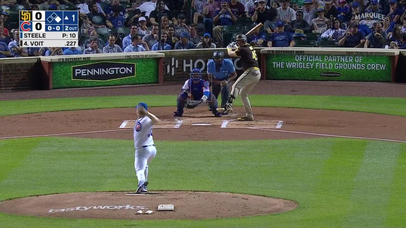 Luke Voit lines out sharply to right fielder Jason Heyward. | 06/13 ...