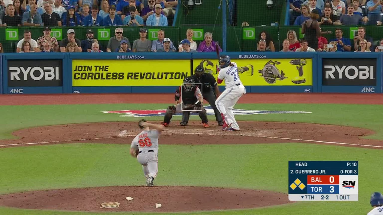 Louis Head In play, out(s) to Vladimir Guerrero | 08/17/2022 | MLB.com