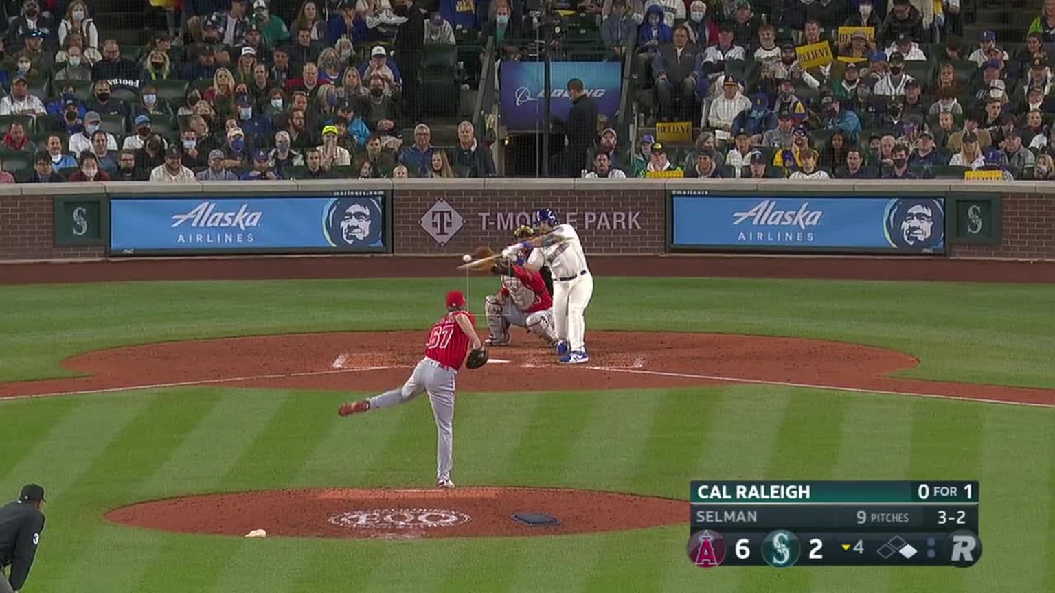 Cal Raleigh strikes out swinging. | 10/03/2021 | Los Angeles Dodgers