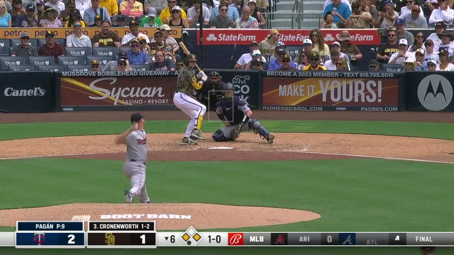 Emilio Pagan Ball to Jake Cronenworth | 07/31/2022 | MLB.com