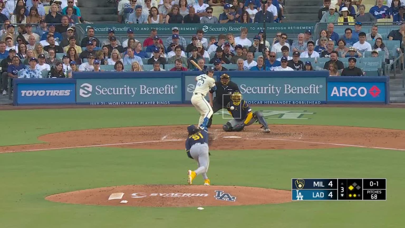 Tommy Edman flies out to left fielder Isaac Collins. | 07/19/2025 | MLB.com