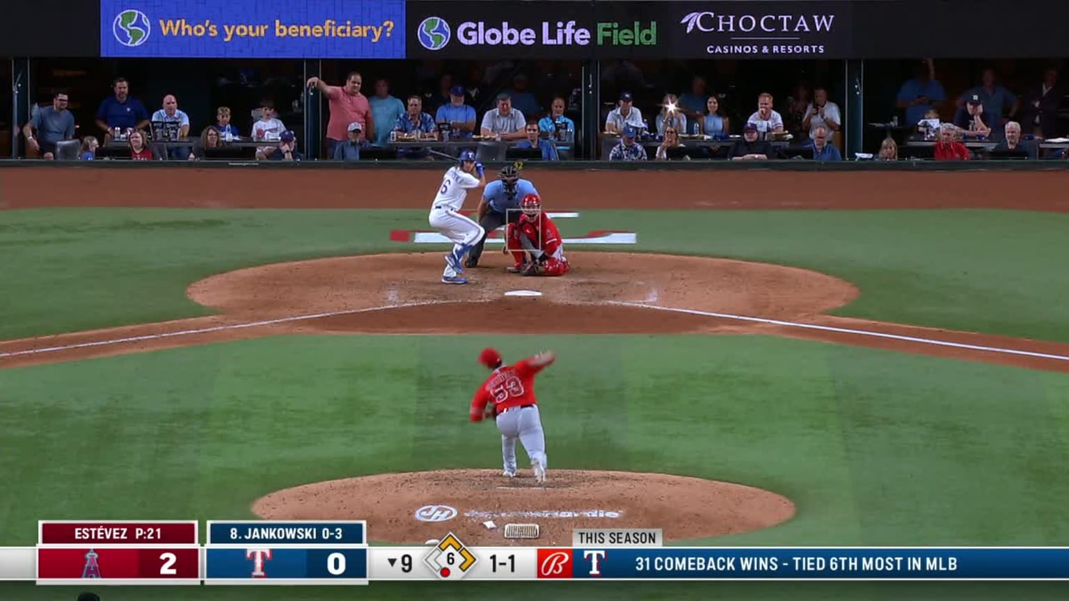 Travis Jankowski flies out to right fielder Hunter Renfroe. | 08/16 ...
