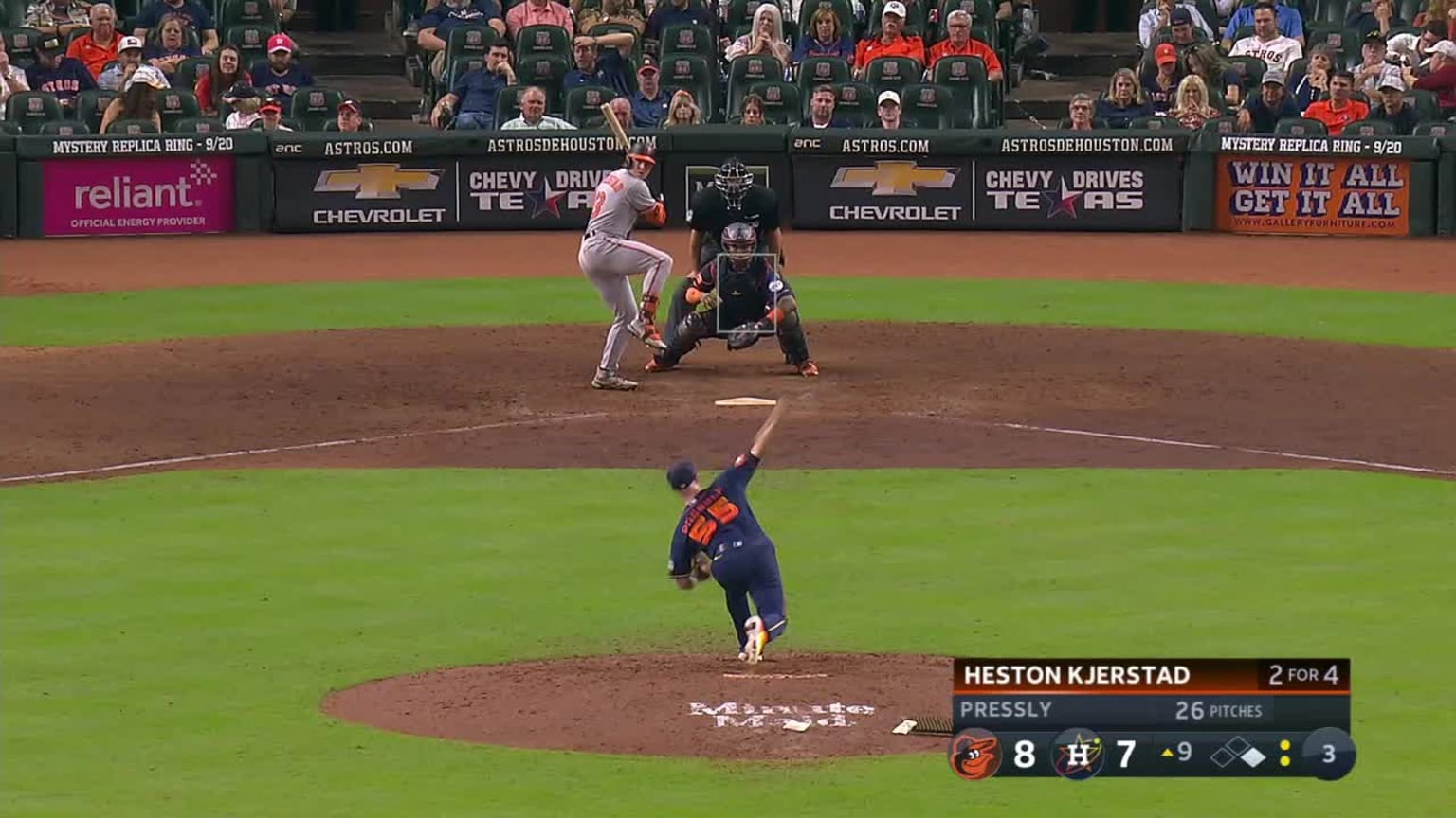 Ryan Pressly Ball to Heston Kjerstad | 09/18/2023 | MLB.com