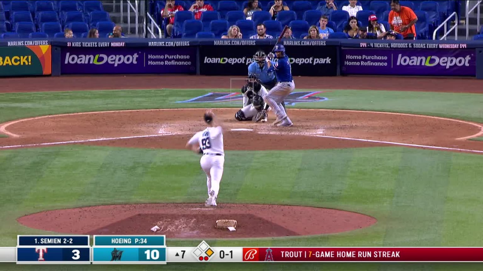 Bryan Hoeing Foul to Marcus Semien | 09/12/2022 | MLB.com