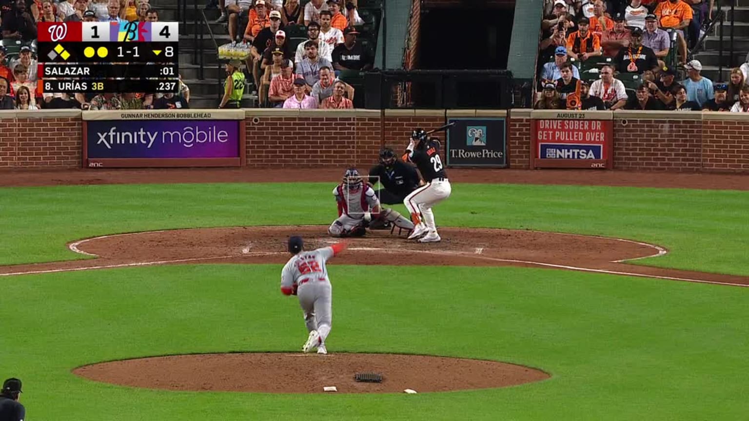 Ramón Urías grounds out, third baseman Ildemaro Vargas to first baseman Andrés Chaparro. | 08/14 ...