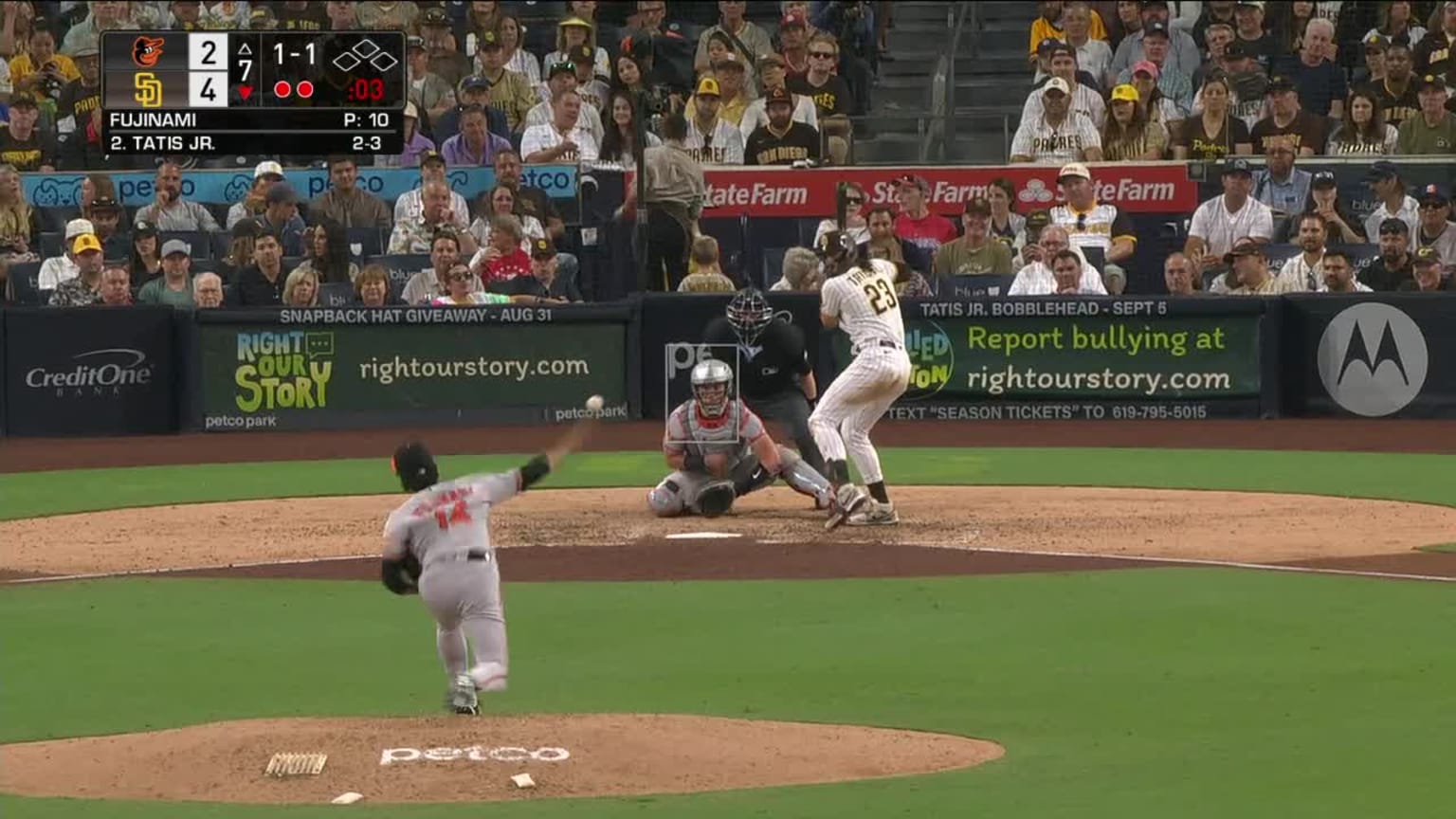 Fernando Tatis Jr. singles on a line drive to left fielder Austin Hays. | 08/16/2023 | MLB.com
