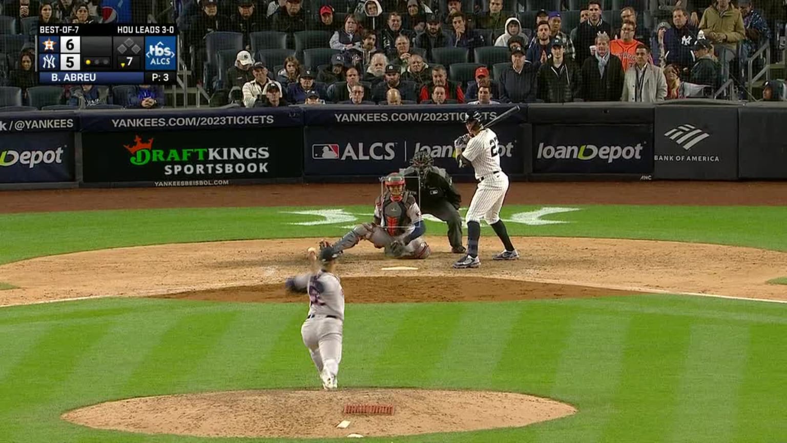 Giancarlo Stanton lines out to right fielder Kyle Tucker. | 10/23/2022 ...
