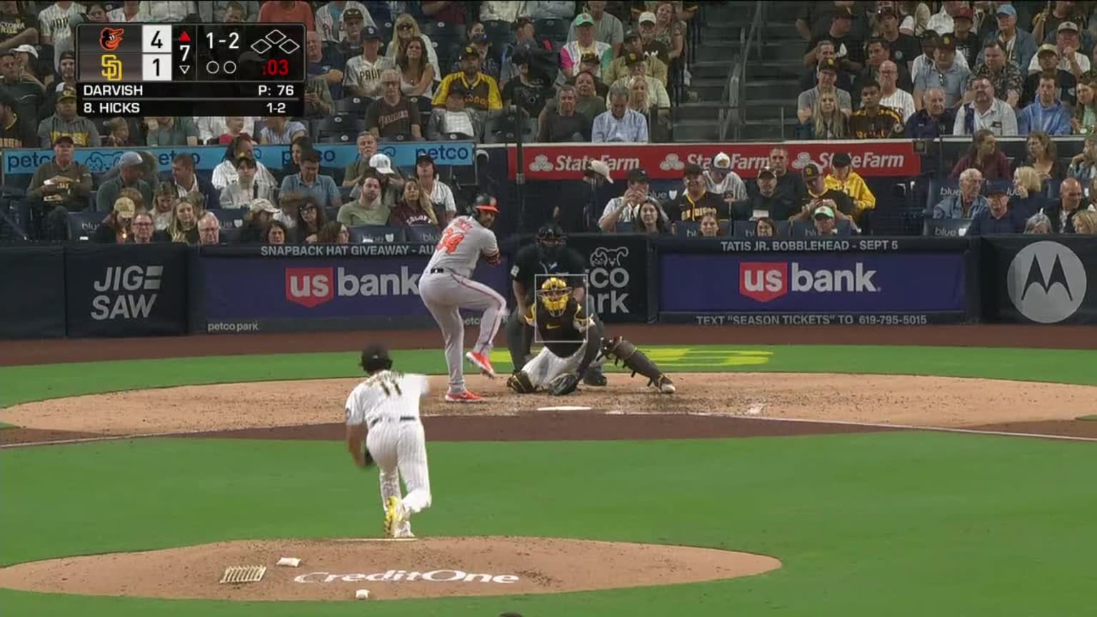 Aaron Hicks singles on a ground ball to left fielder Juan Soto. | 08/14 ...