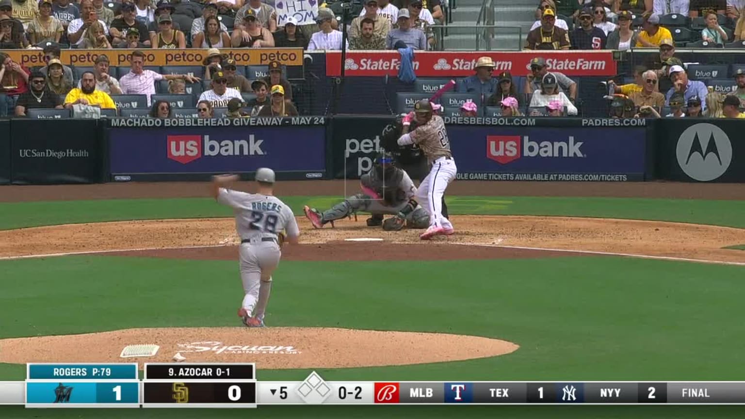 Jose Azocar lines out to right fielder Bryan De La Cruz. | 05/08/2022 ...