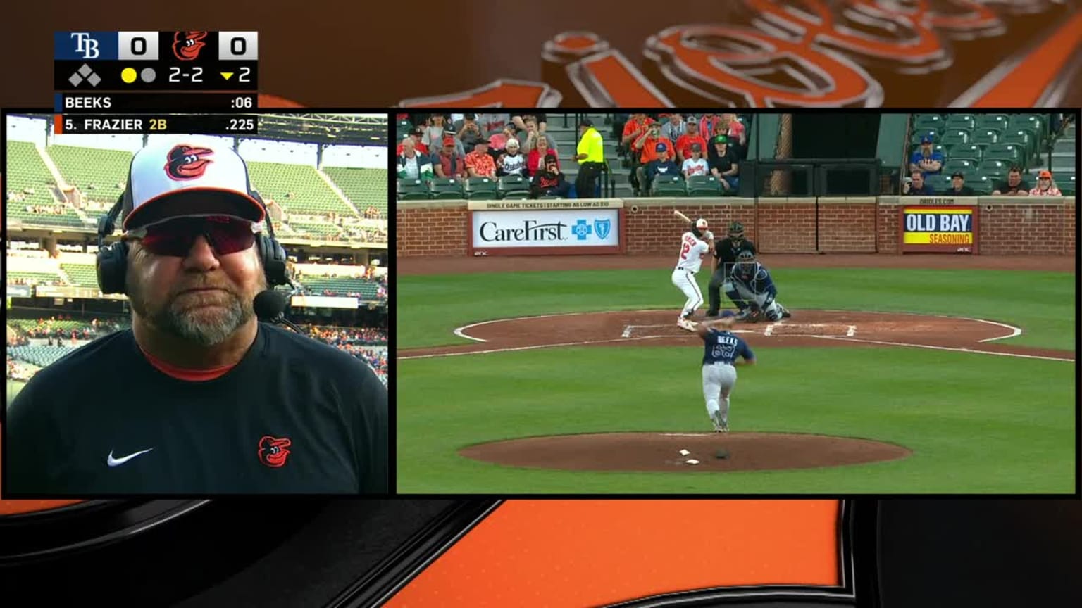 Adam Frazier doubles (5) on a line drive to left fielder Luke Raley ...