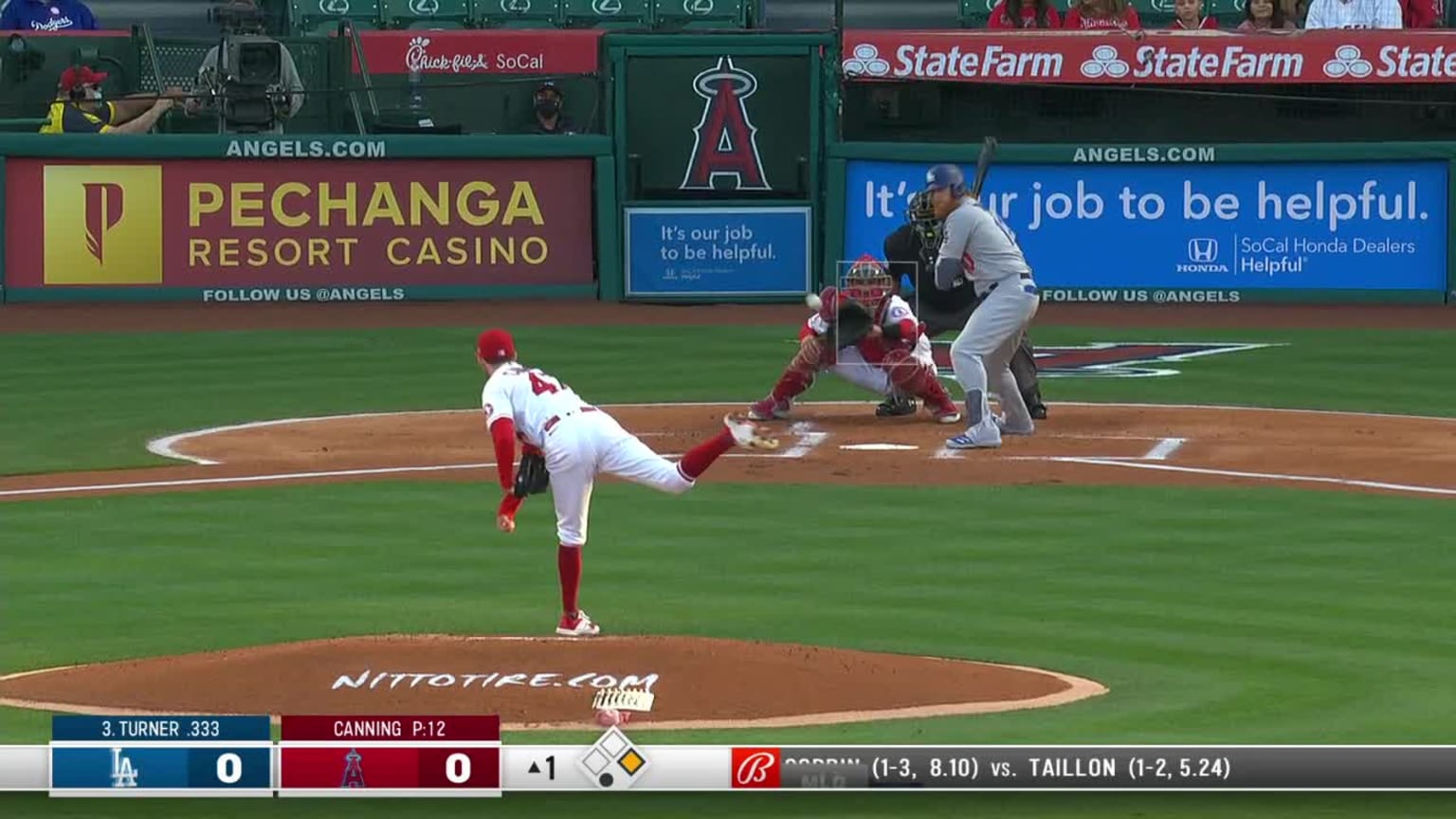 Griffin Canning Strike cantado to Justin Turner | 07/05/2021 | Los Blue Jays de Toronto