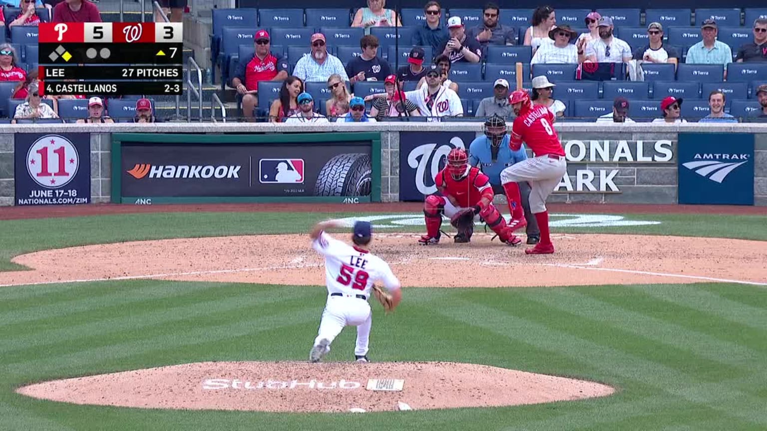 Evan Lee Ball In Dirt to Nick Castellanos | 06/17/2022 | Atlanta Braves
