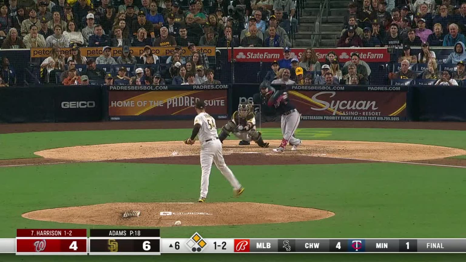 Josh Harrison strikes out swinging. | 07/06/2021 | San Diego Padres