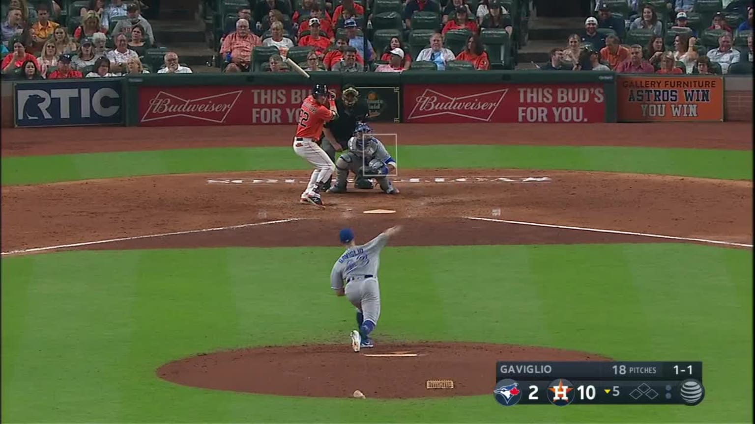 Josh Reddick lines out to right fielder Brandon Drury. | 06/14/2019 ...