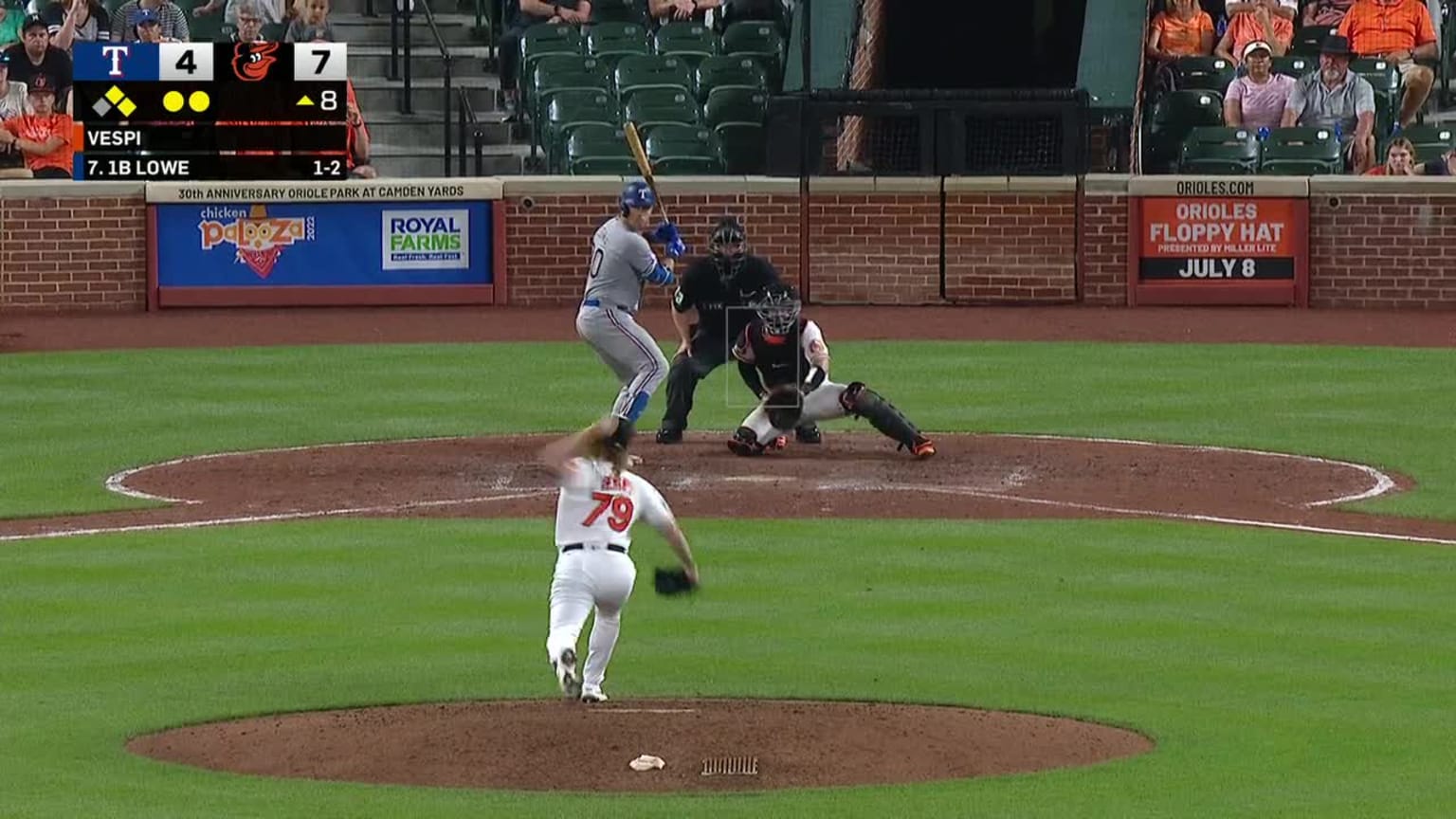 Nick Vespi Foul to Nathaniel Lowe | 07/05/2022 | Houston Astros