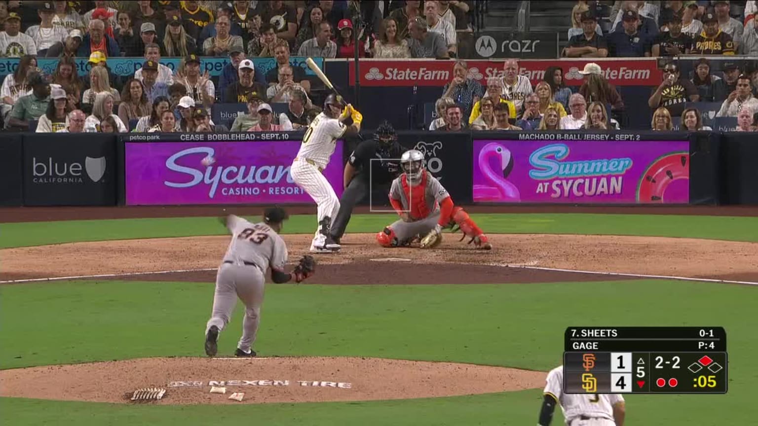 Gavin Sheets flies out to right fielder Drew Gilbert. | 08/19/2025 ...