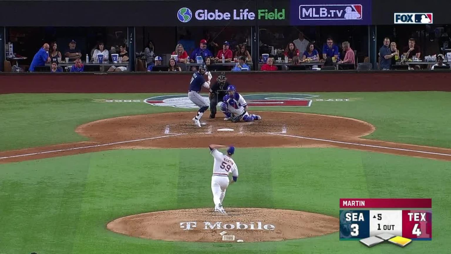Brett Martin Foul to Jesse Winker | 08/13/2022 | MLB.com