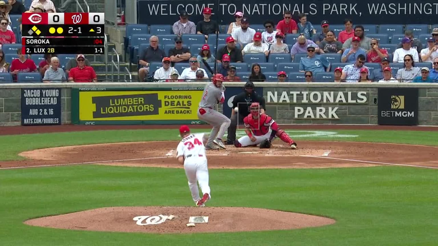 Gavin Lux lines out to center fielder Jacob Young. | 07/23/2025 | MLB.com