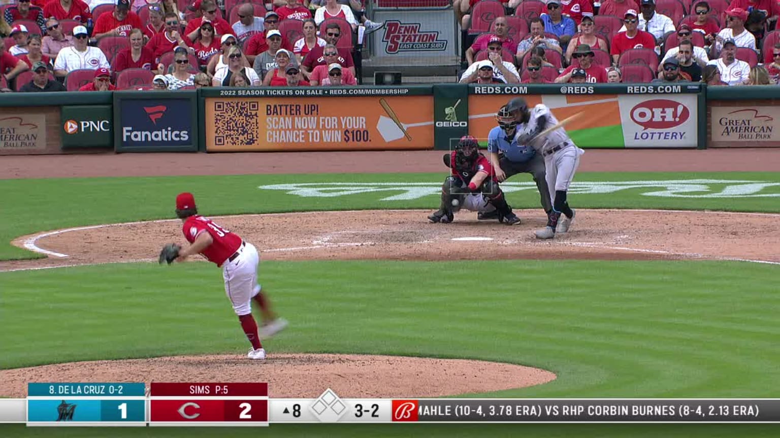 Bryan De La Cruz strikes out swinging. | 08/22/2021 | MLB.com