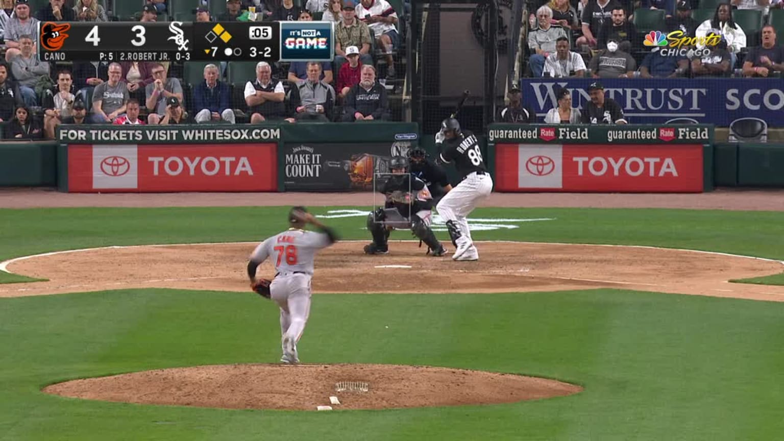 White Sox challenged (force play), call on the field was upheld: Luis ...