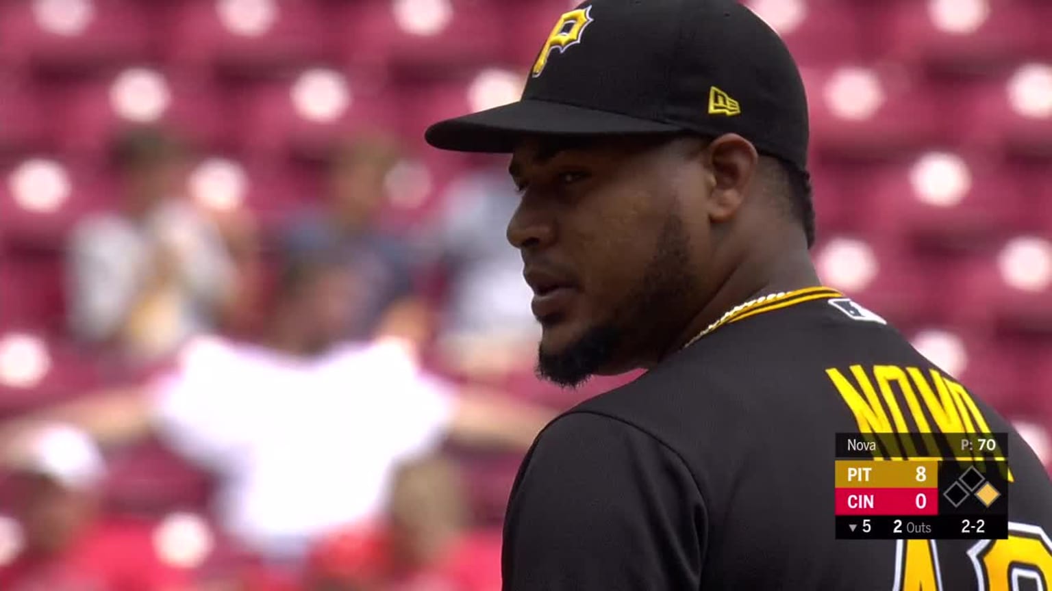 Jackson Stephens grounds into a force out, fielded by shortstop Max ...