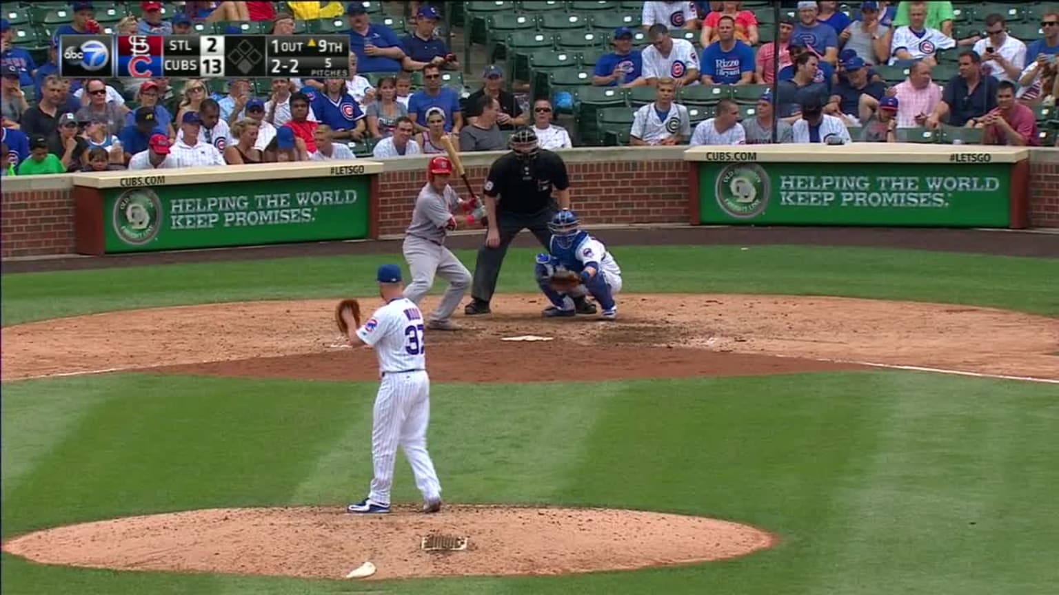 Travis Wood Foul to Kolten Wong | 08/12/2016 | MLB.com