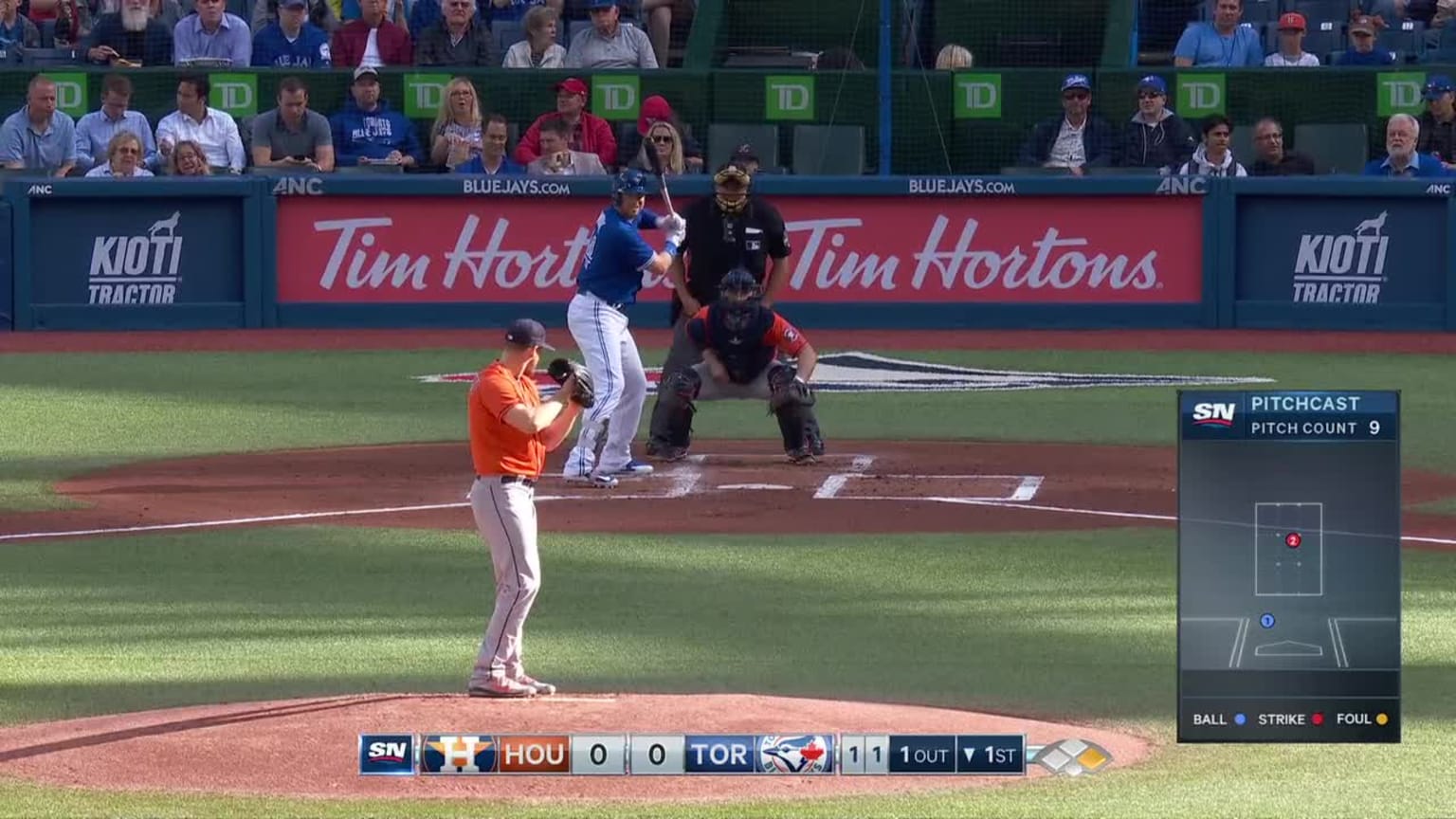 Chris Devenski Ball to Justin Smoak | 09/26/2018 | Philadelphia Phillies