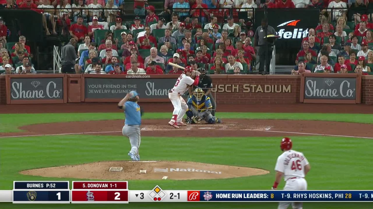 Corbin Burnes Foul to Brendan Donovan | 14/09/2022 | Lasmayores.com